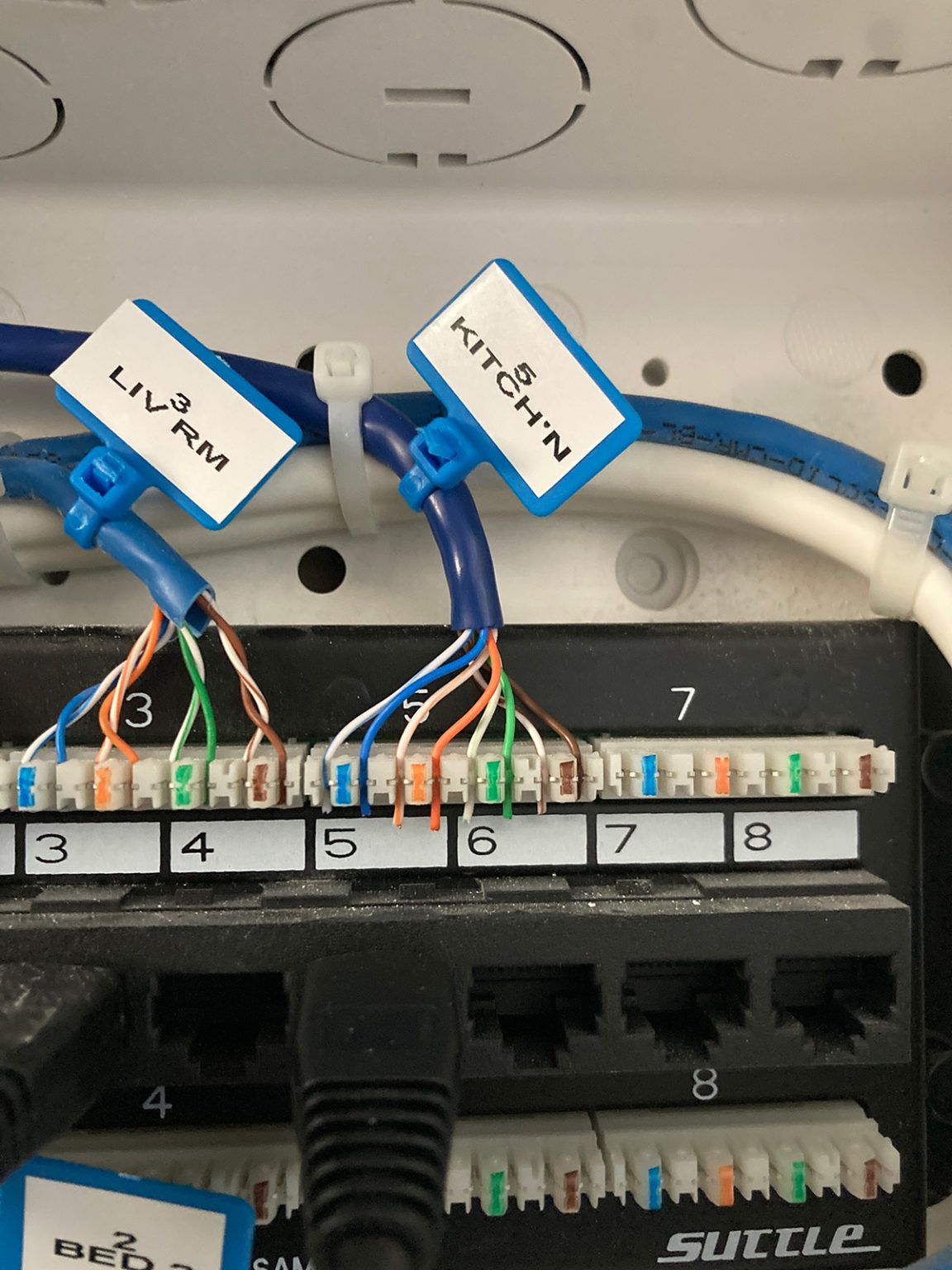 DIY: How to mount a UniFi access point to the ceiling - Dennis Tsang